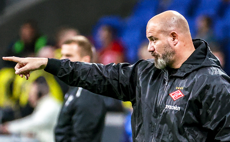 Станкович определил шесть футболистов, которых хочет выгнать из ...